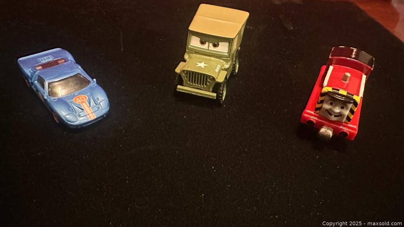 3 Diecast Toy Vehicles | Maxsold