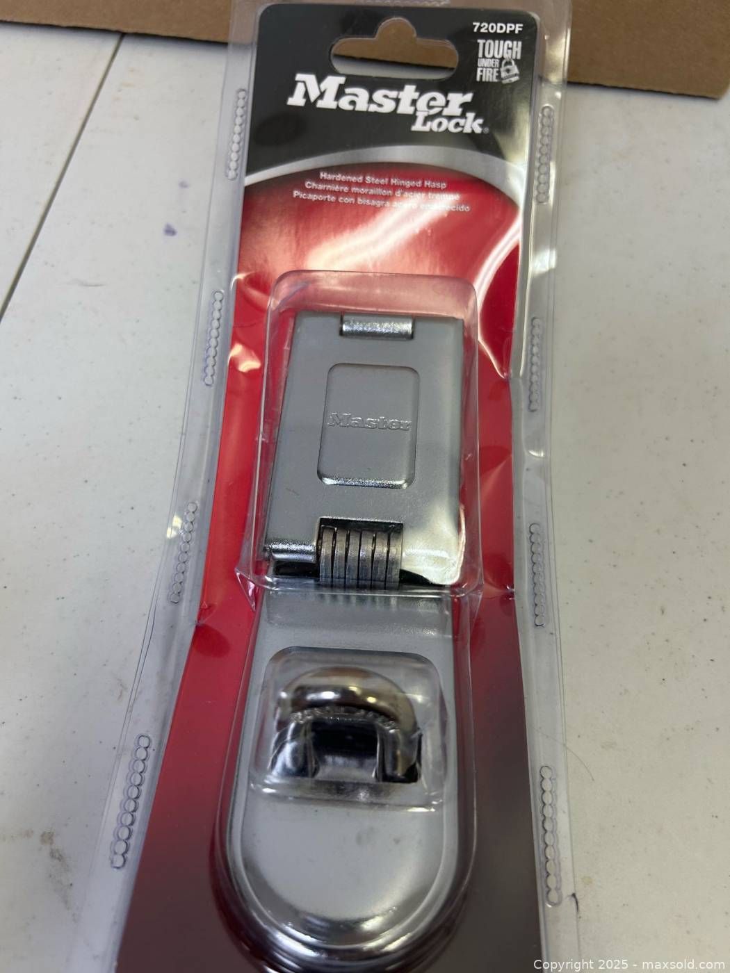 master lock hidged hasp | Brampton (Ontario, Canada) PARTNER MANAGED Reseller Online Auction ...