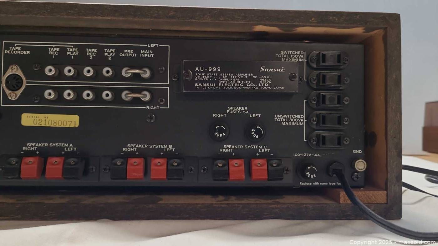 Sansui AU-999 solid-state stereophonic amplifier | Maxsold