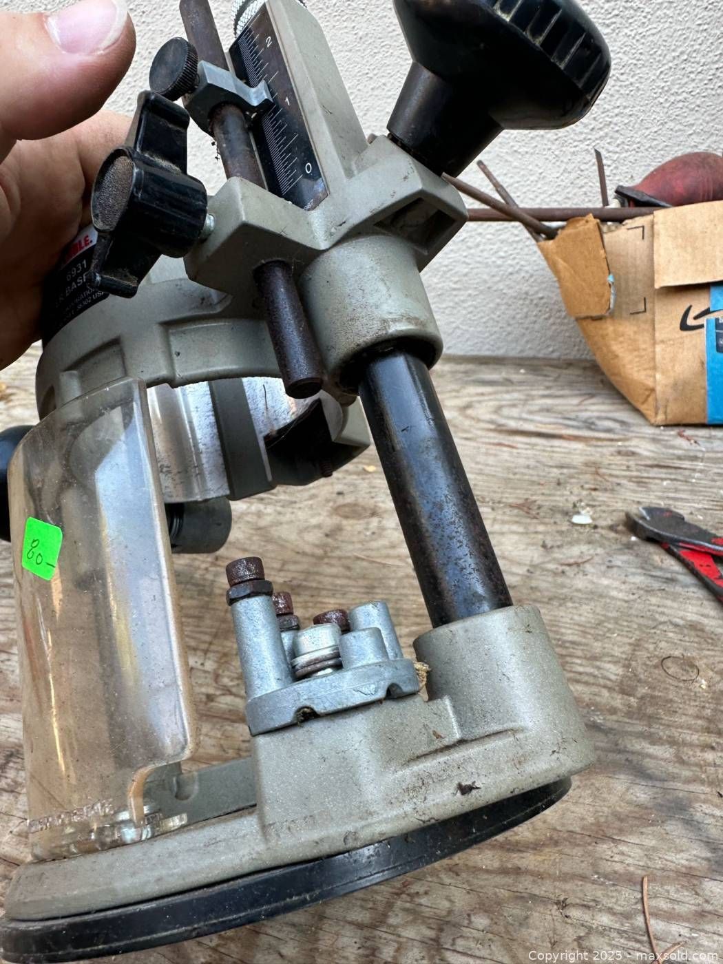 Porter-Cable 6931 router plunge base | Maxsold