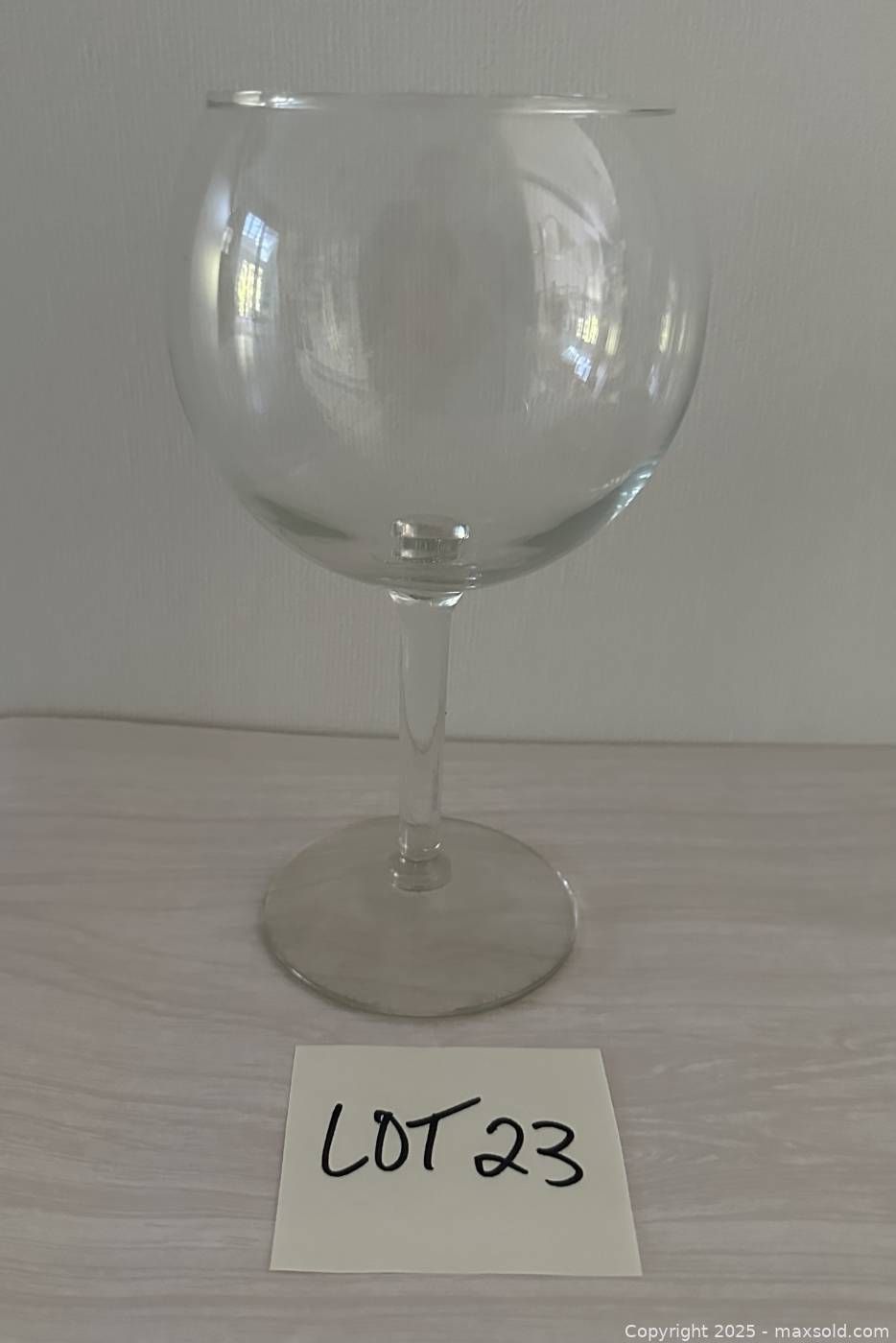 9 clear glass balloon bowl wine glasses | Maxsold