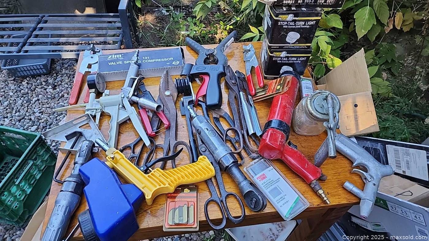 Air tools, valve spring compressor, hand tools | Maxsold