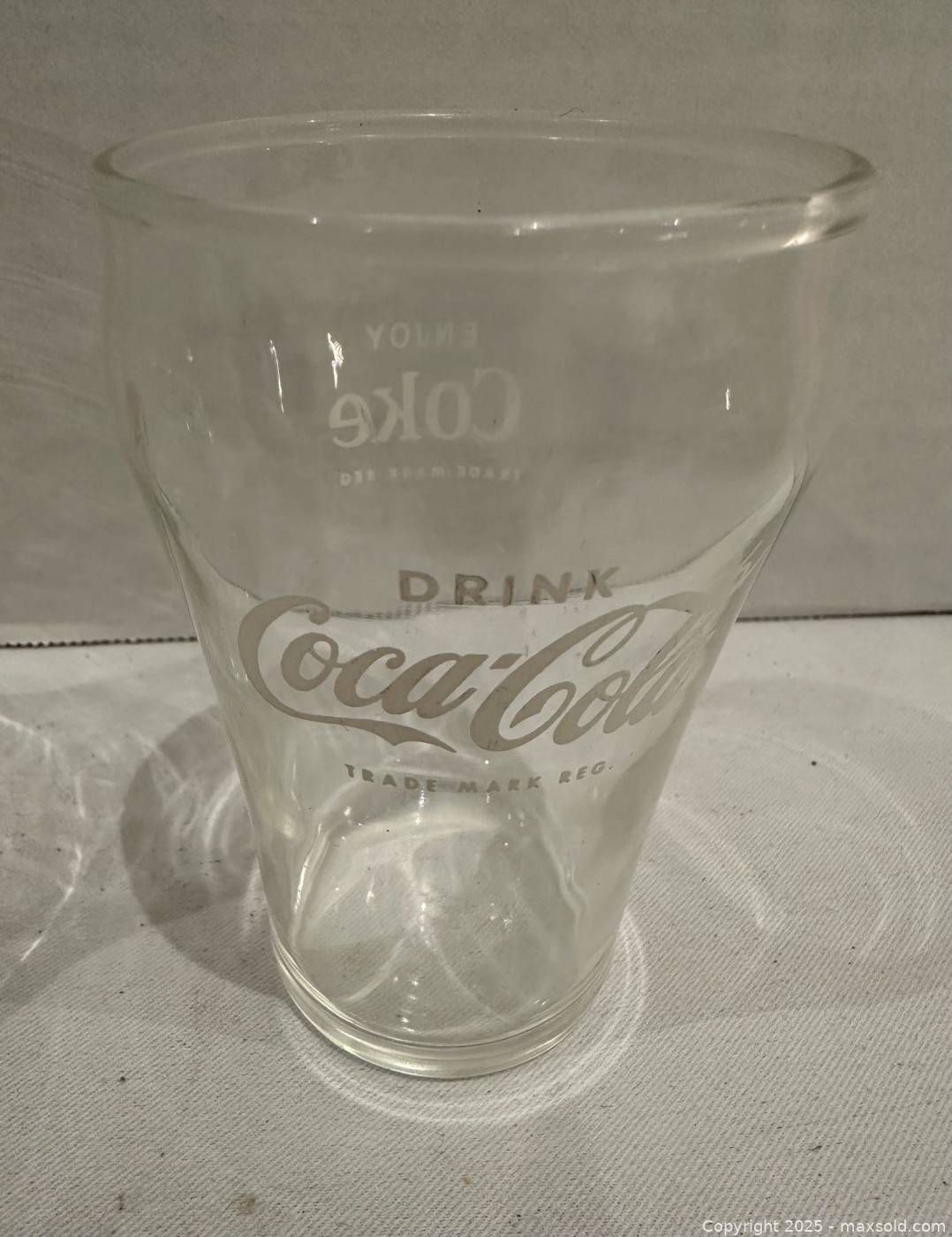 Vintage 7-Up Uncola carafe and Coca-Cola glass | Maxsold