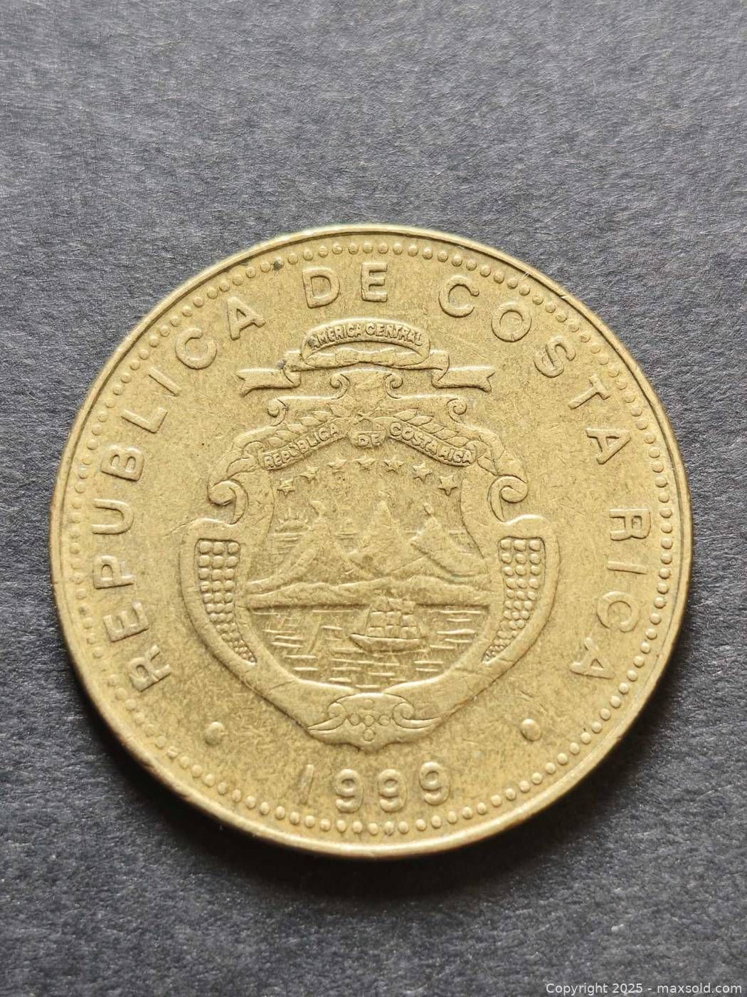 Costa Rica 100 Colones coin 1999 | Maxsold