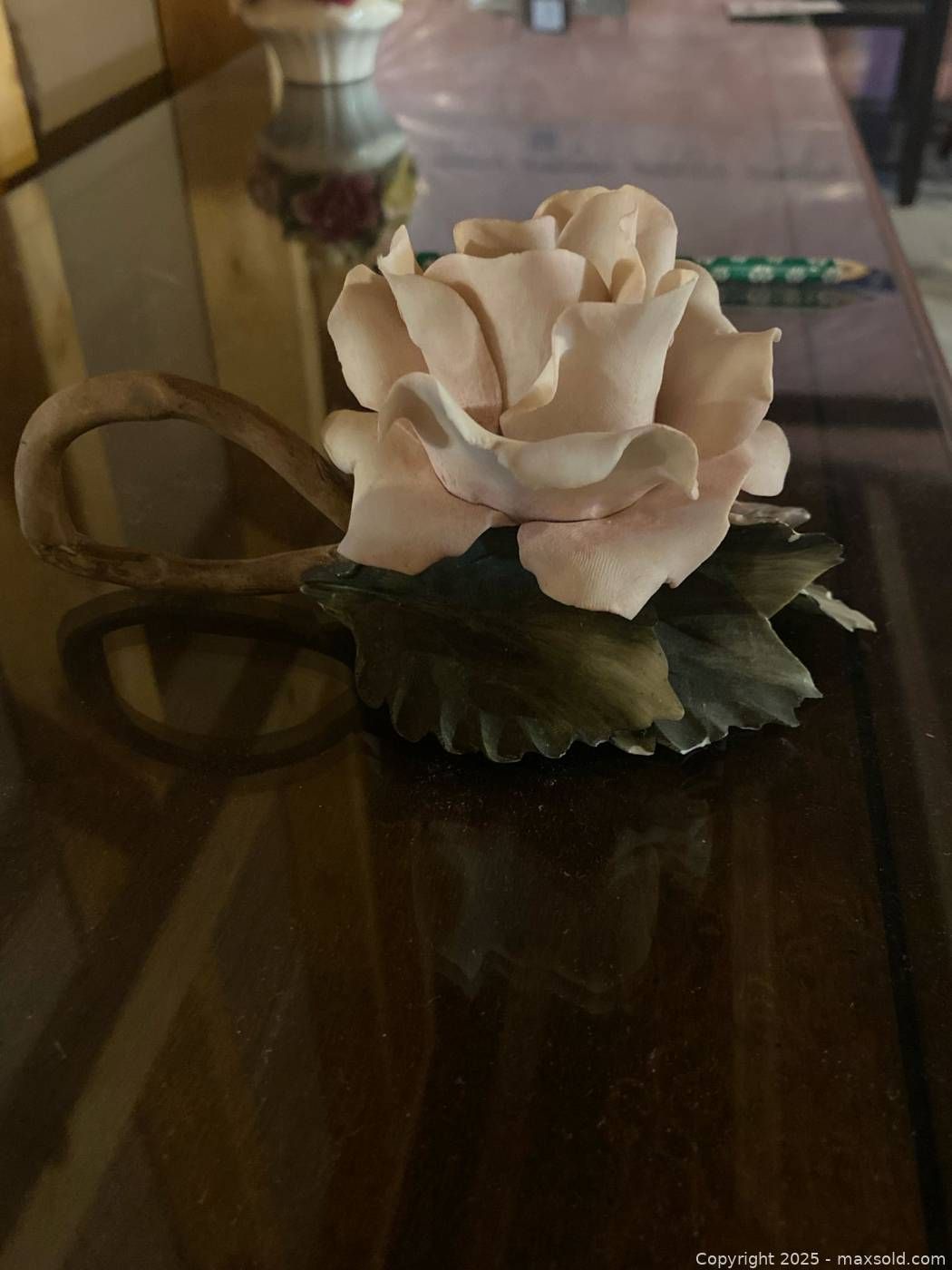 Lady Figurine, Thorley Posy, Visconti Rose | Maxsold