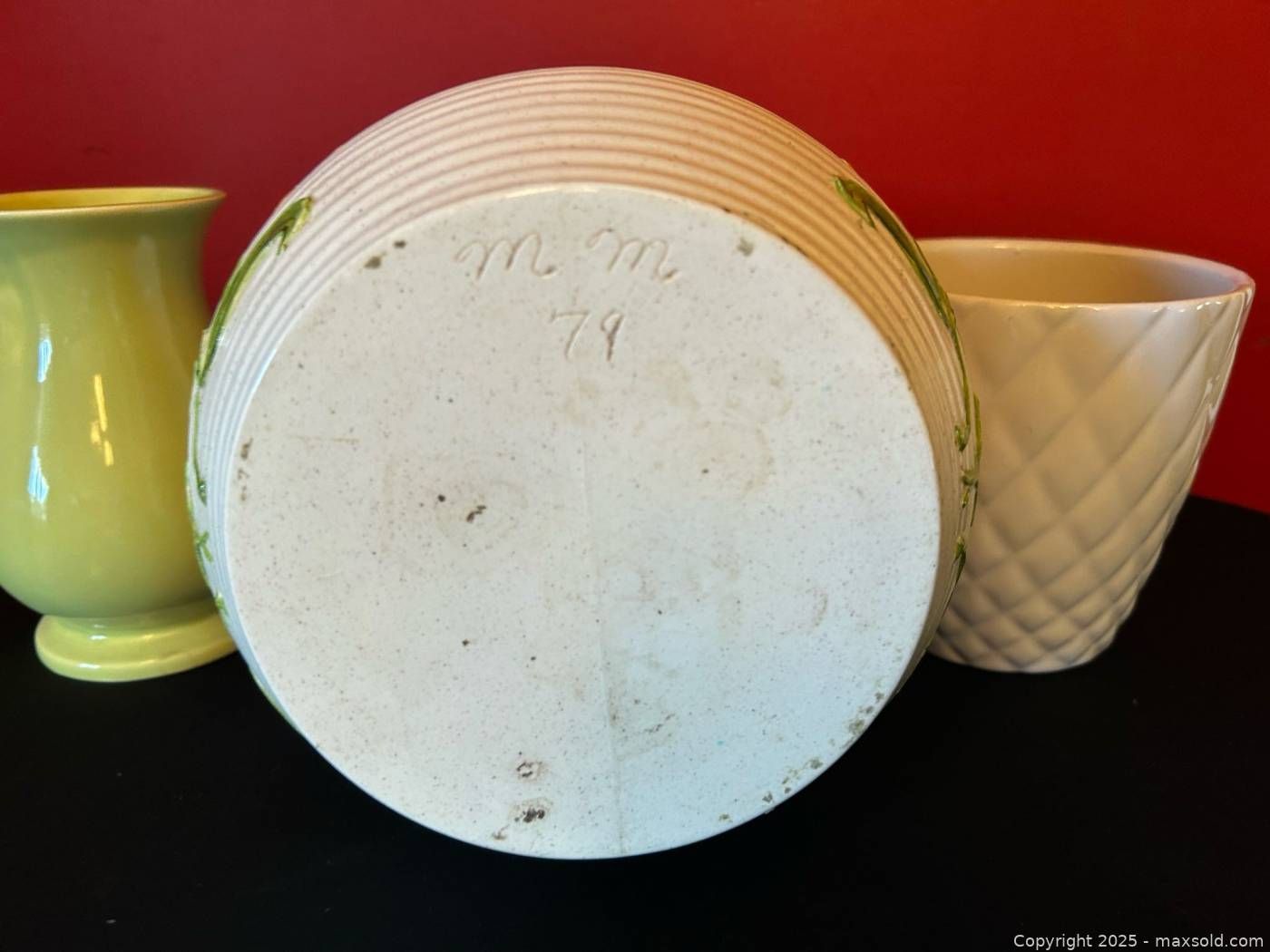 Ceramic flower pots, set of three | Maxsold