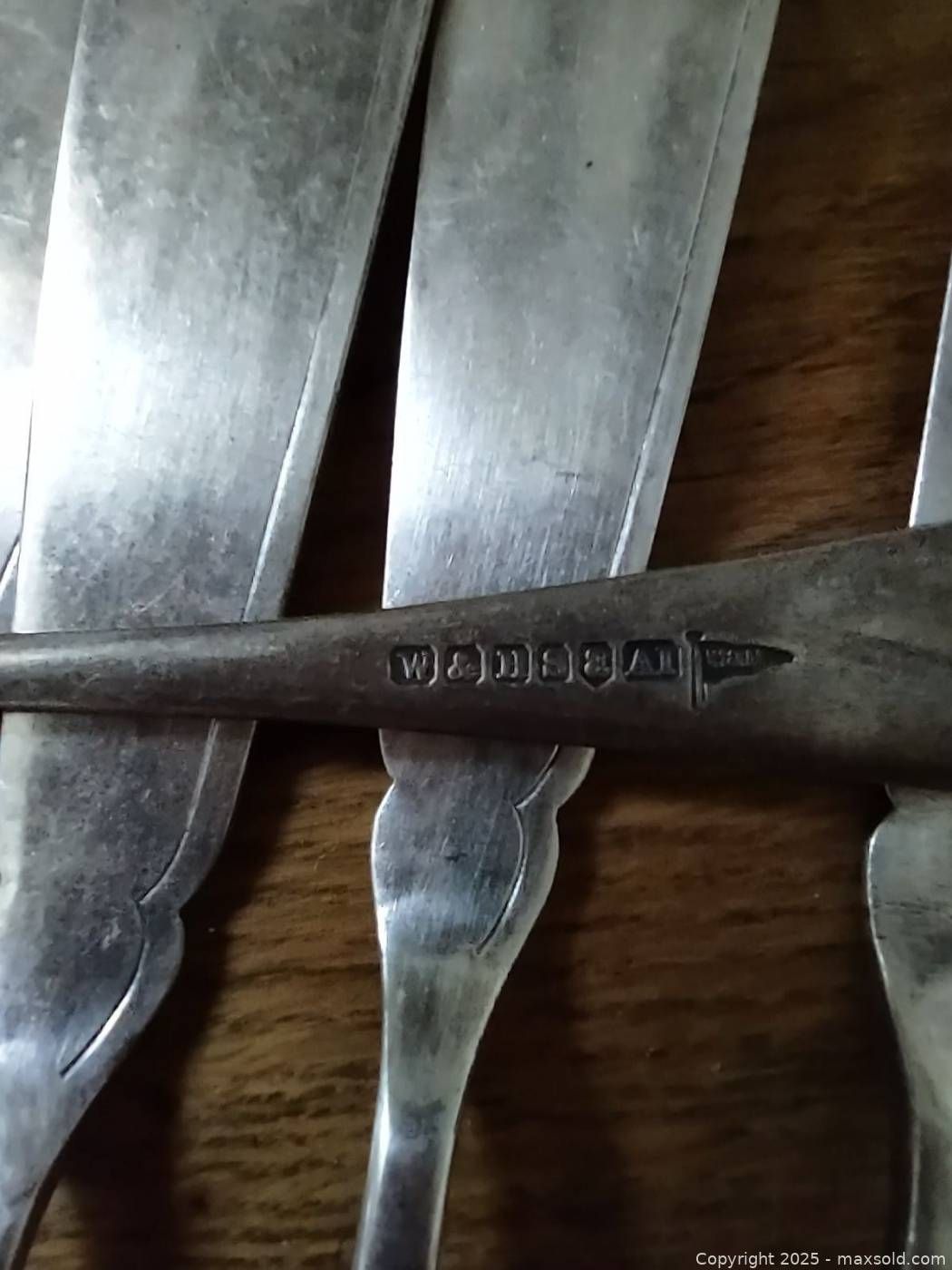 Five Silver-Plated Fish Knives | Maxsold