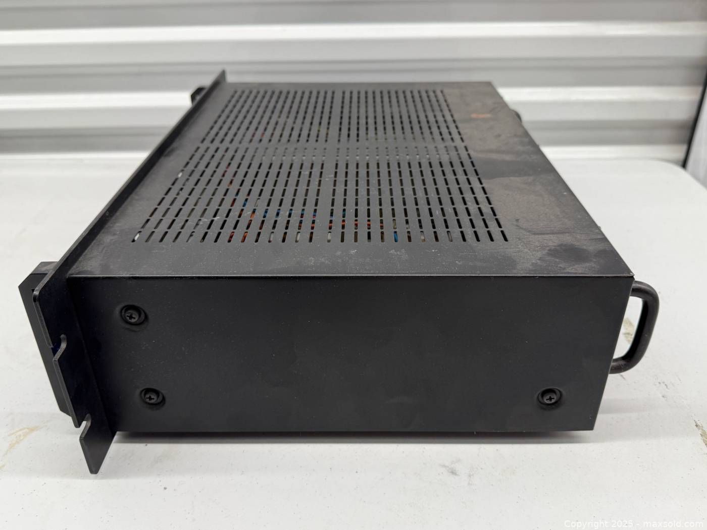 Pyramid PA-310 stereo power amplifier | Maxsold