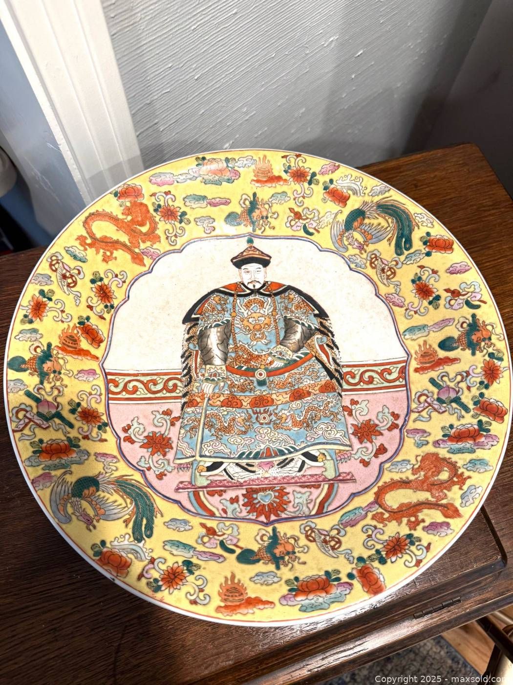 Vintage Chinese Emperor Dragon Plate 14" | Maxsold