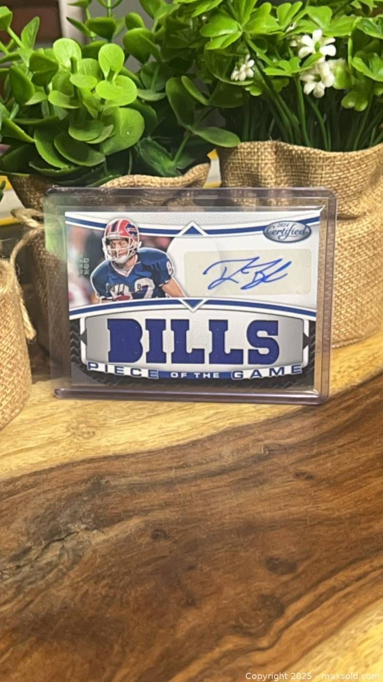 Don Beebe Game-Used Autograph Jersey Card 97/149 | Maxsold