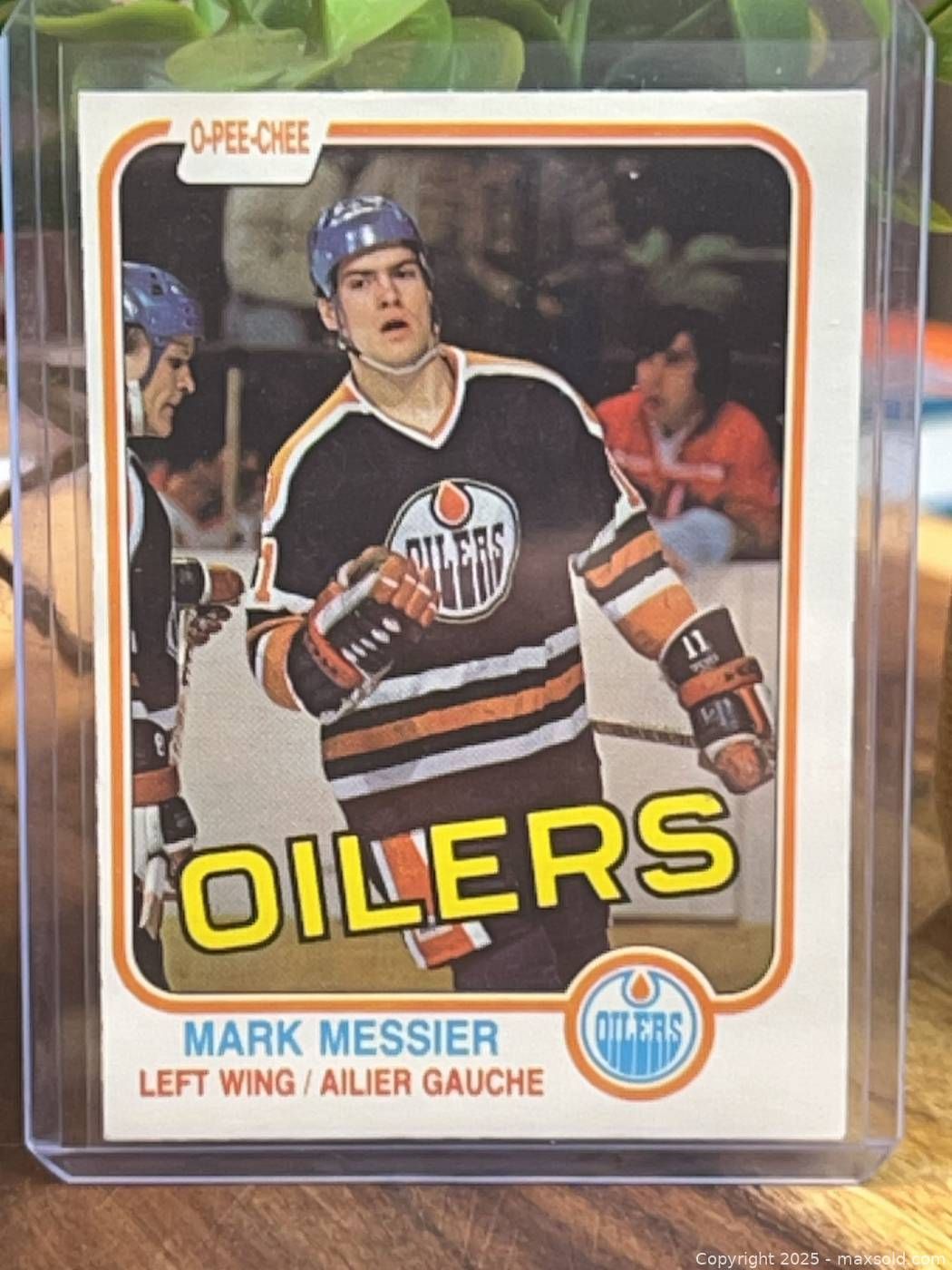 Mark Messier 1981-82 O-Pee-Chee card 118 | Maxsold
