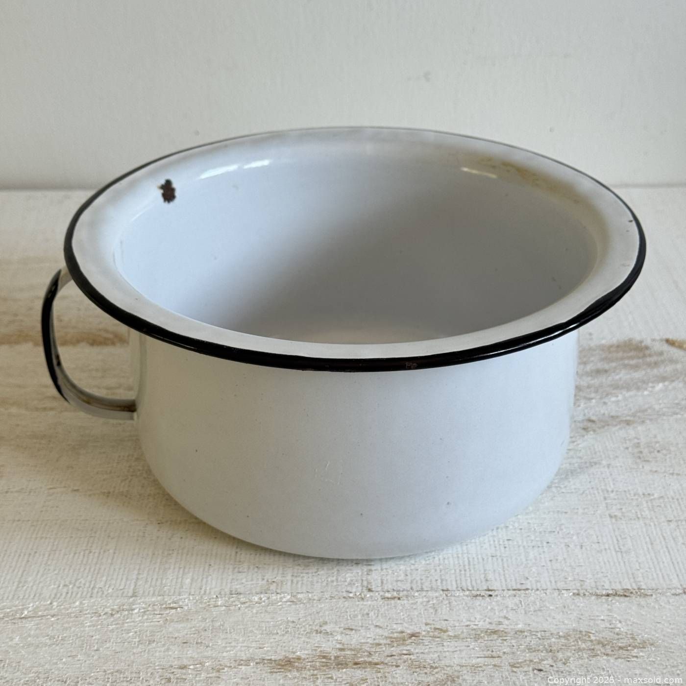 Vintage white enamel chamber pot pail | Maxsold