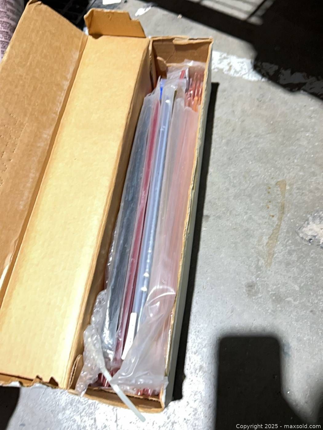 Bullseye Assorted Glass Rods for Lampworking/Kilnforming | Vaughan ...