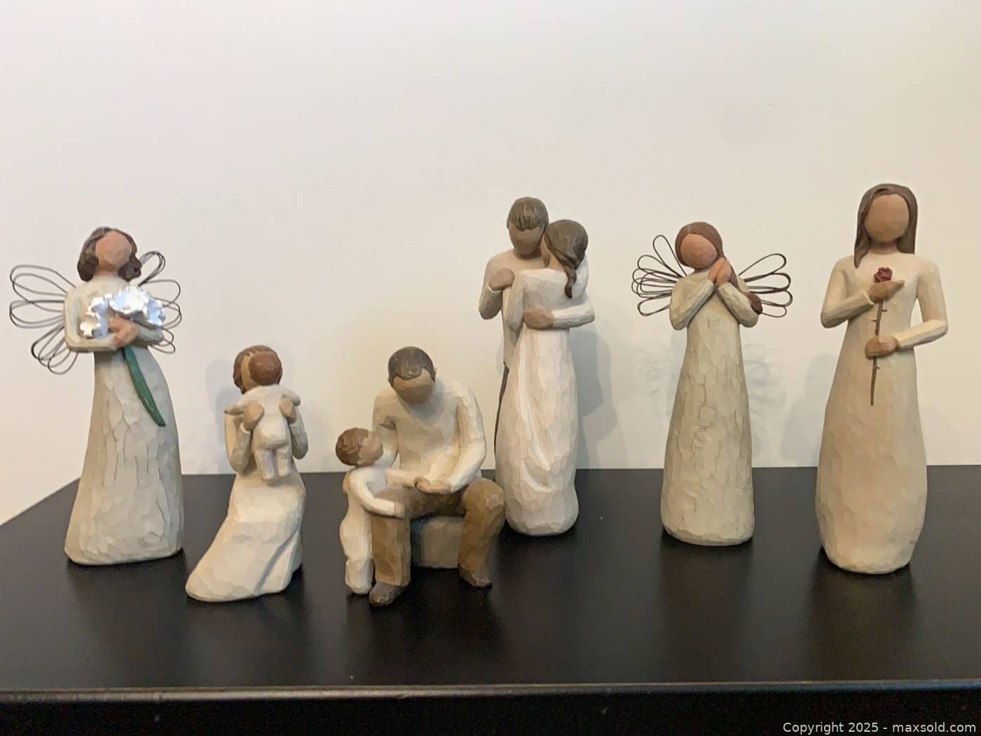 Willow Tree figurines, 6 pcs | Maxsold