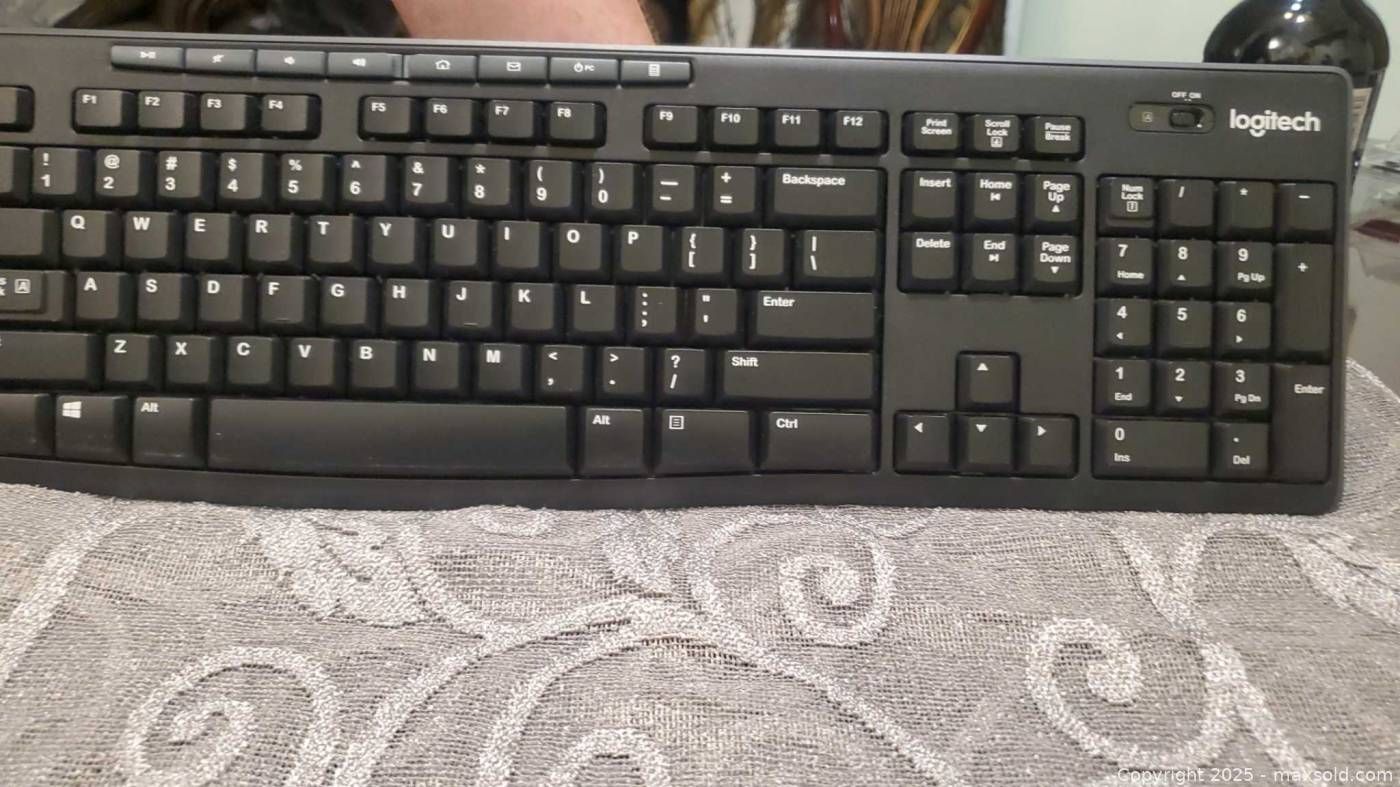 Logitech K270 Wireless Full-Size Keyboard | Maxsold