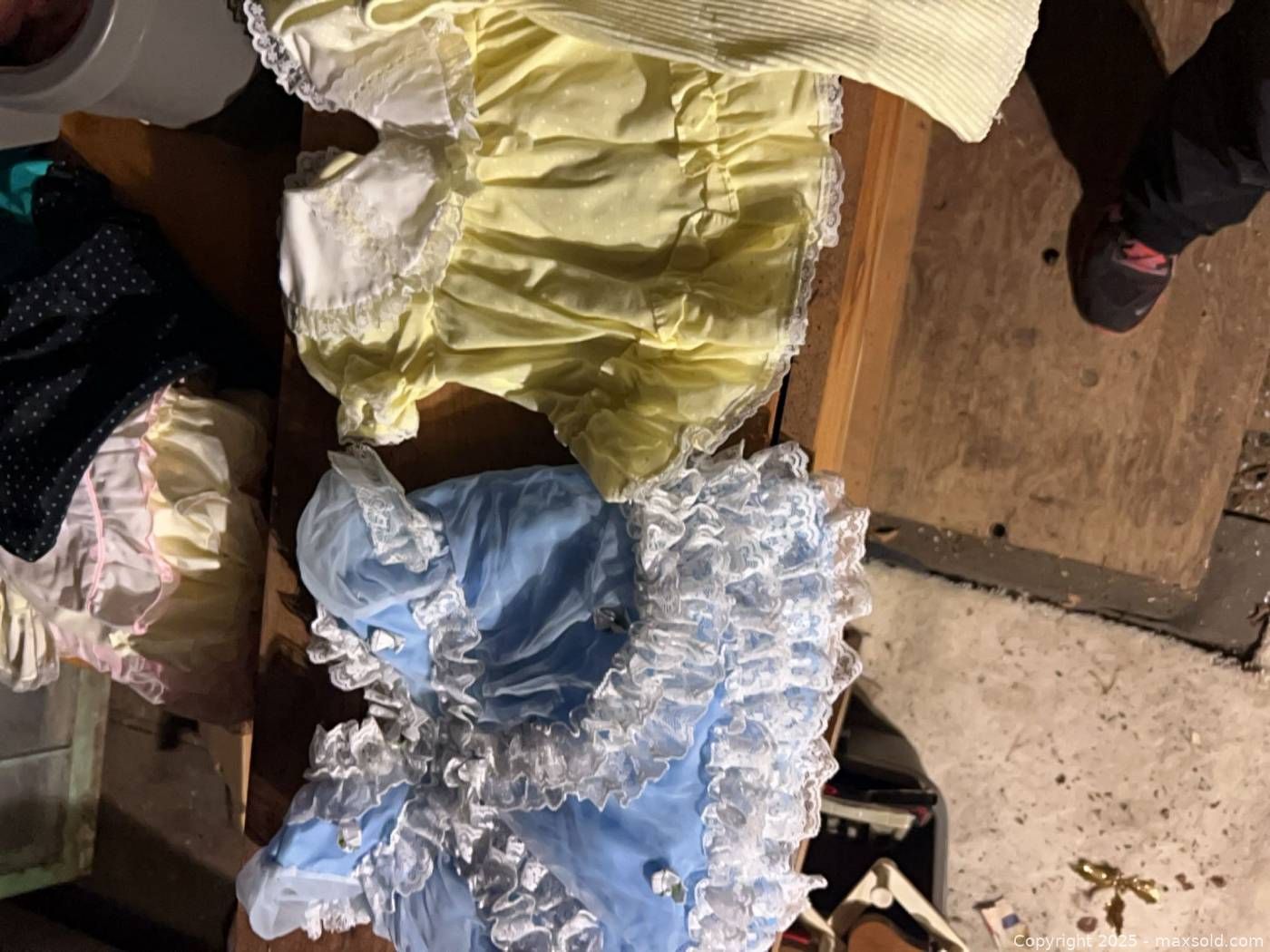 Assorted Infant Clothes & Baby Blankets, Vintage Knit/Crochet | Trent ...