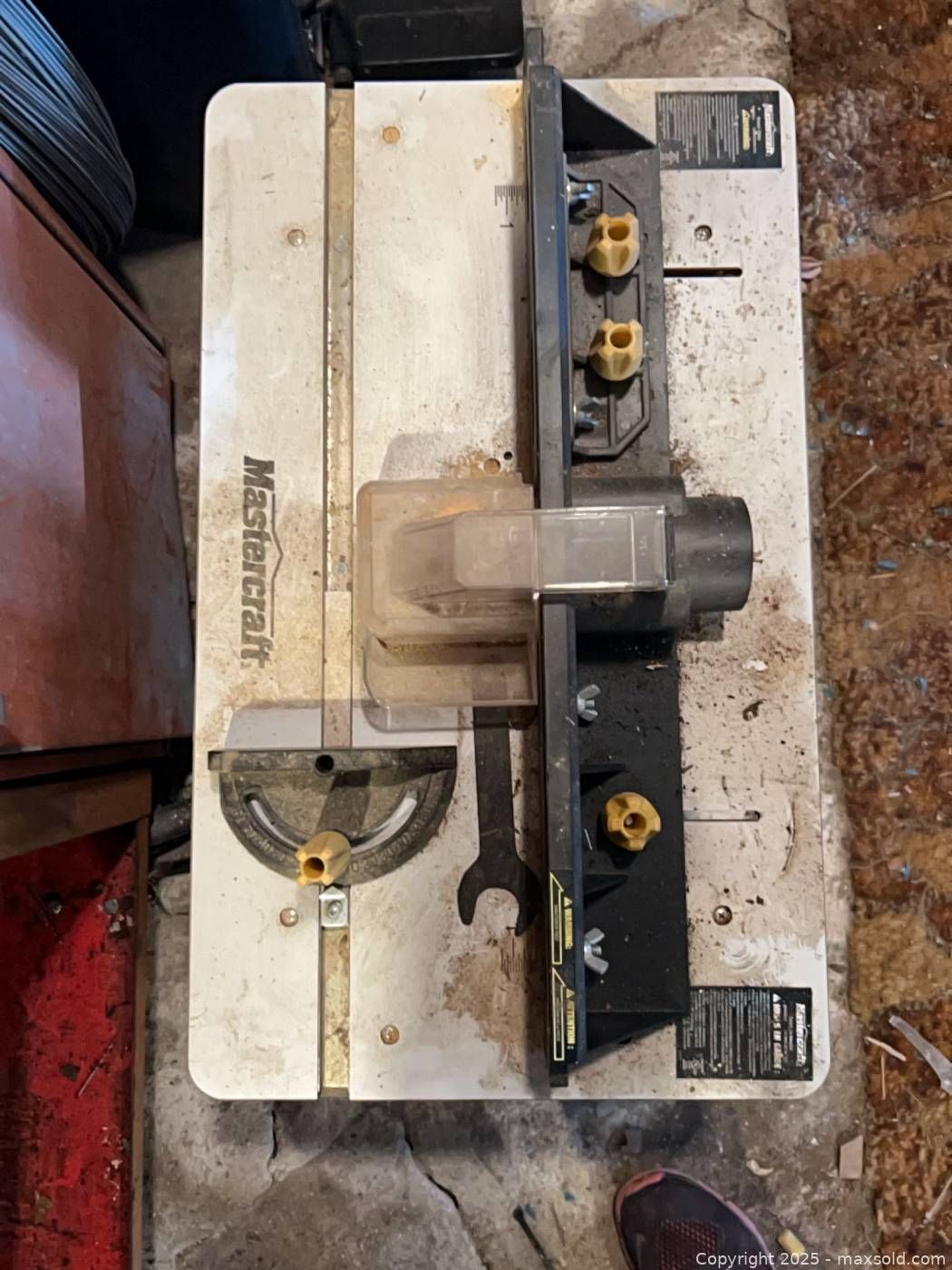 Mastercraft benchtop router table set | Maxsold