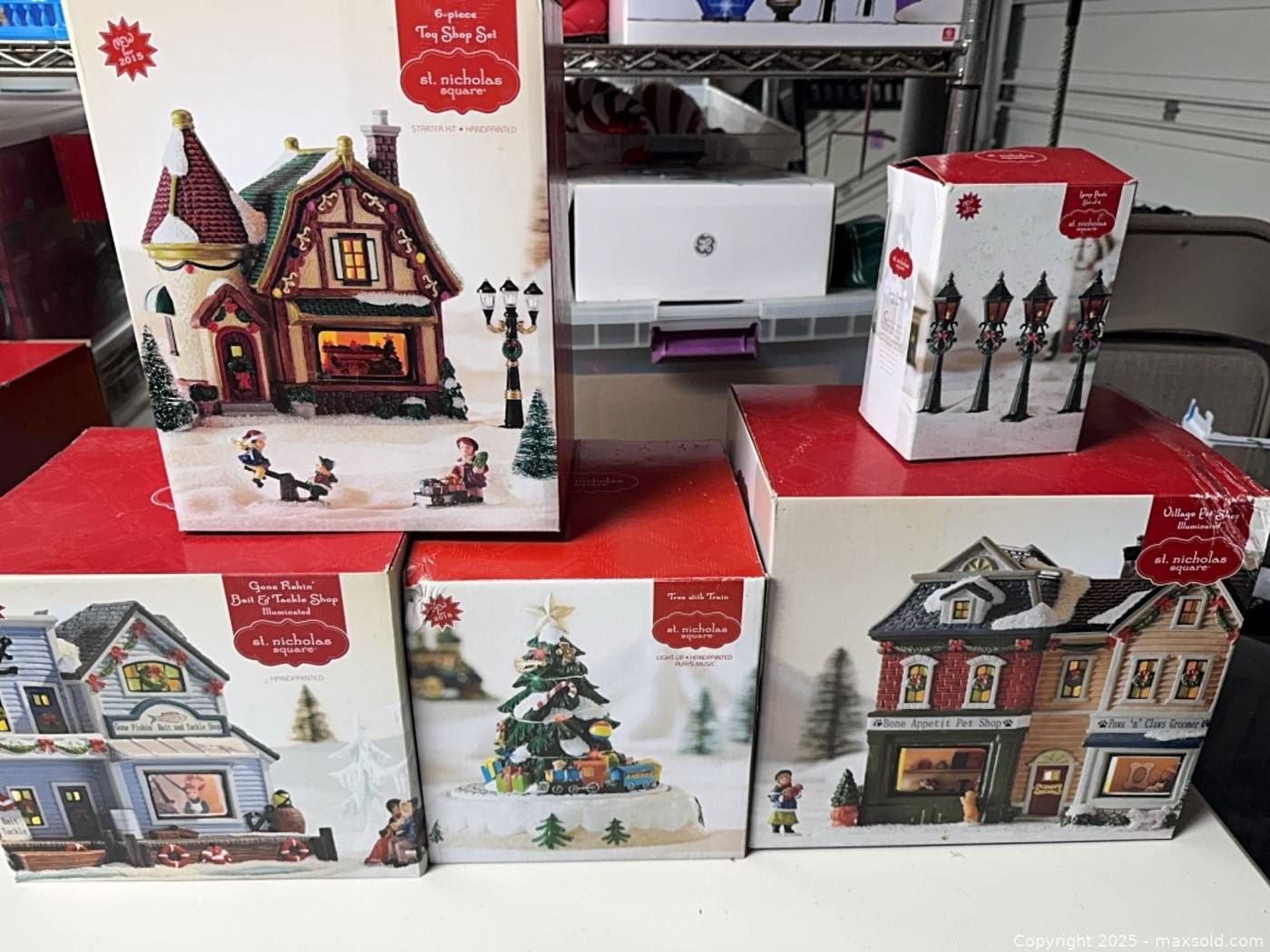 St. Nicholas Square Village buildings & accessories | Maxsold