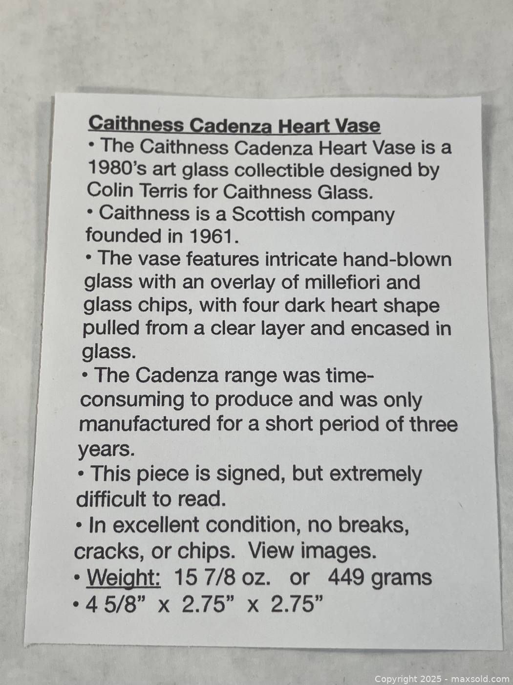 Caithness Cadenza Heart Vase | Maxsold