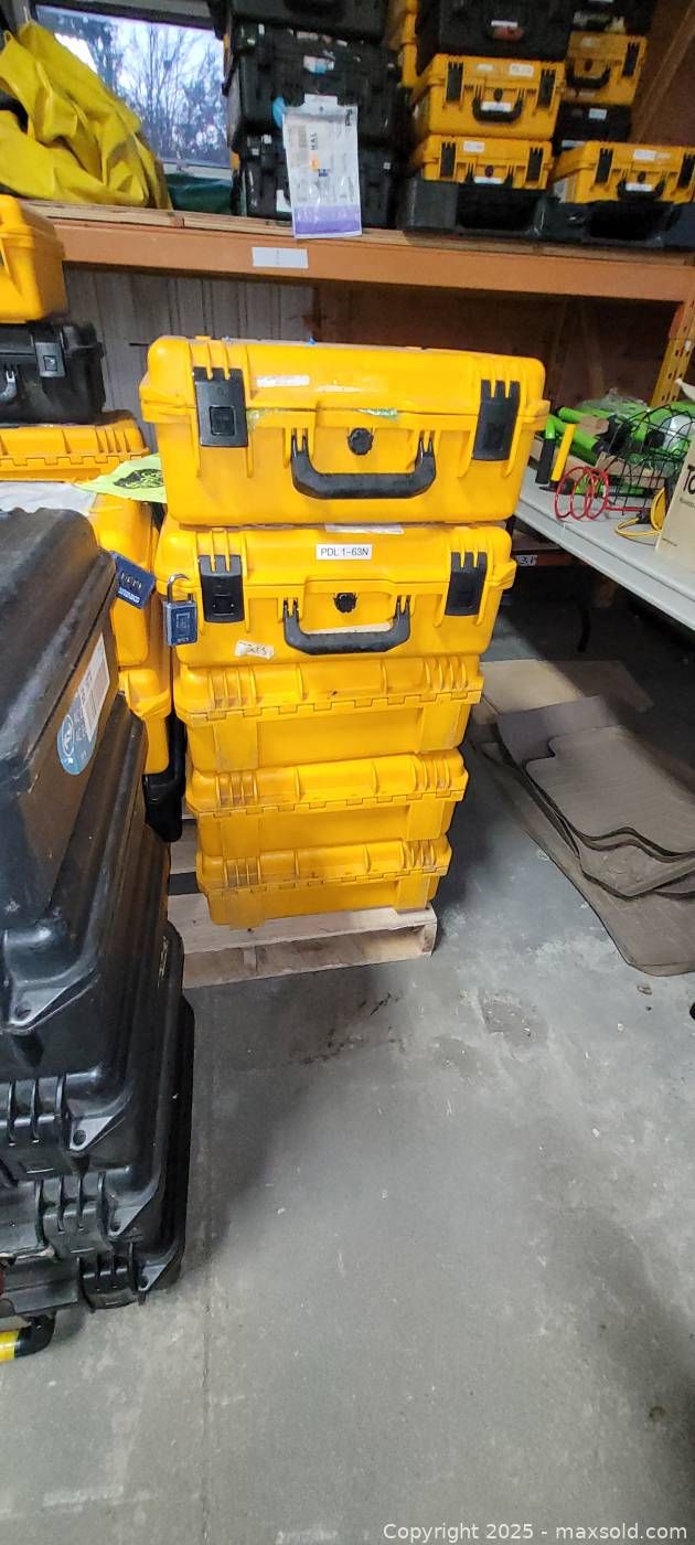 Five yellow Pelican hard cases | Maxsold