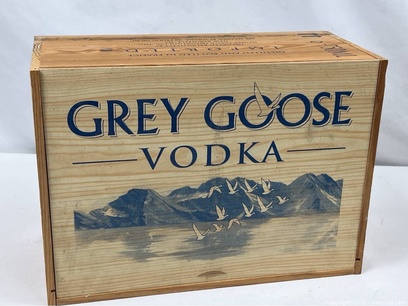 Grey Goose Vodka wood crate | Maxsold