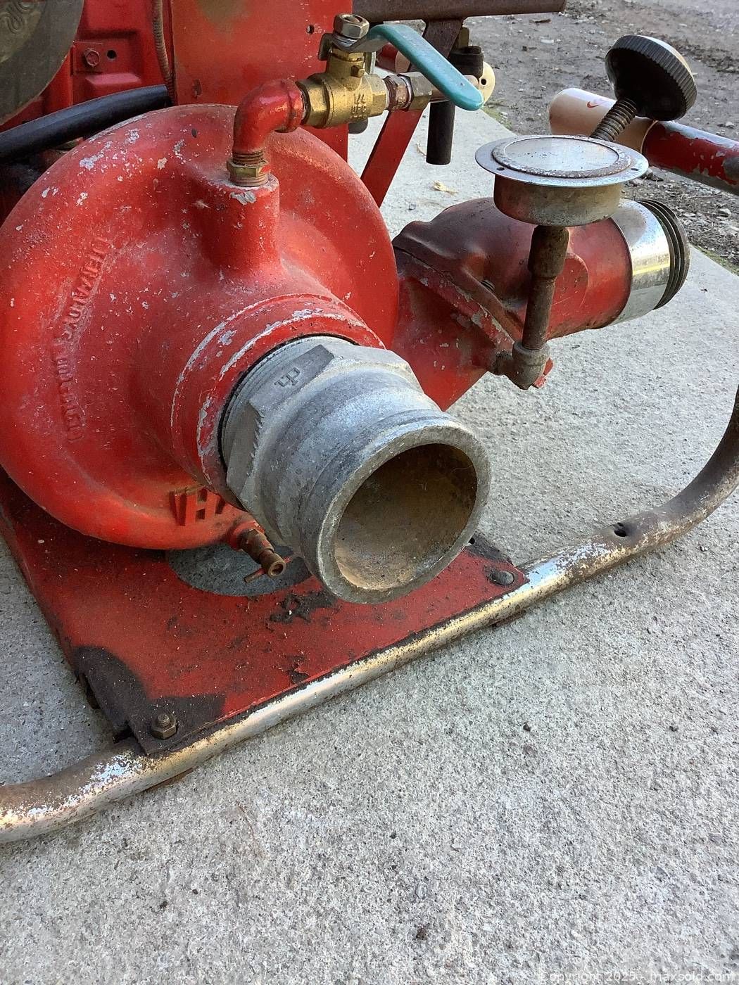 Hale 25FB-B25 Gas Water Pump | Maxsold