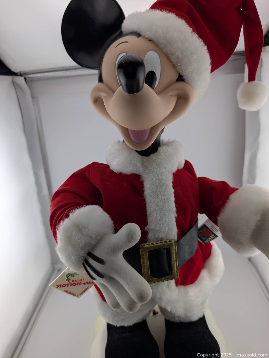 1996 Elco Santa Mickey Mouse motion-ette figure | Maxsold