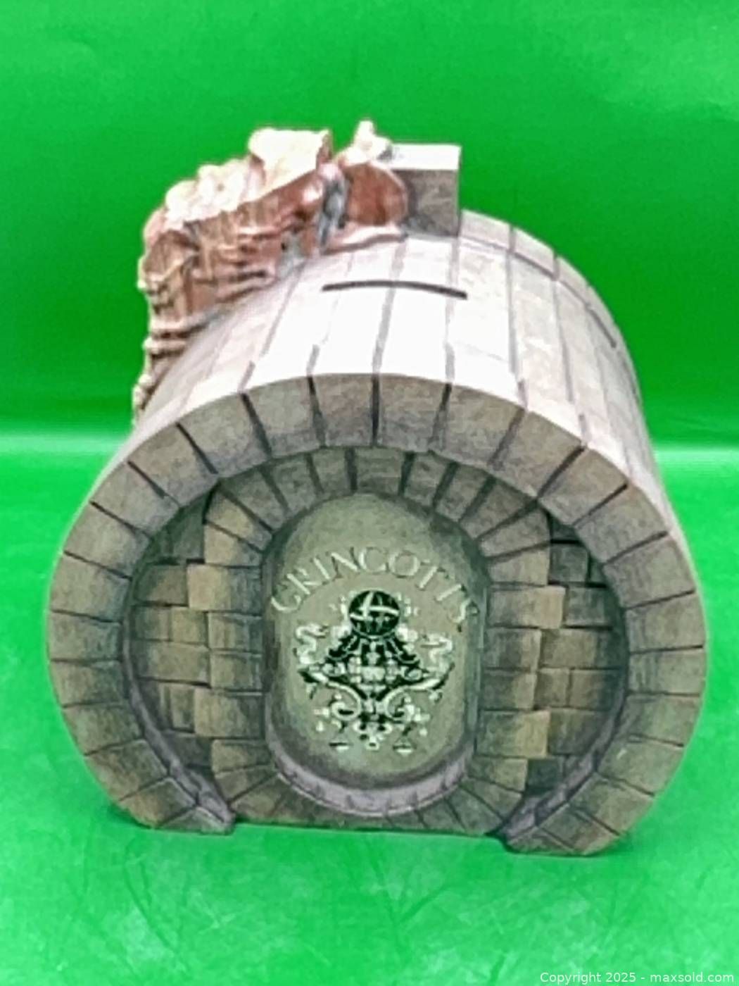 Harry Potter Gringotts Dragon Resin Coin Bank | Maxsold