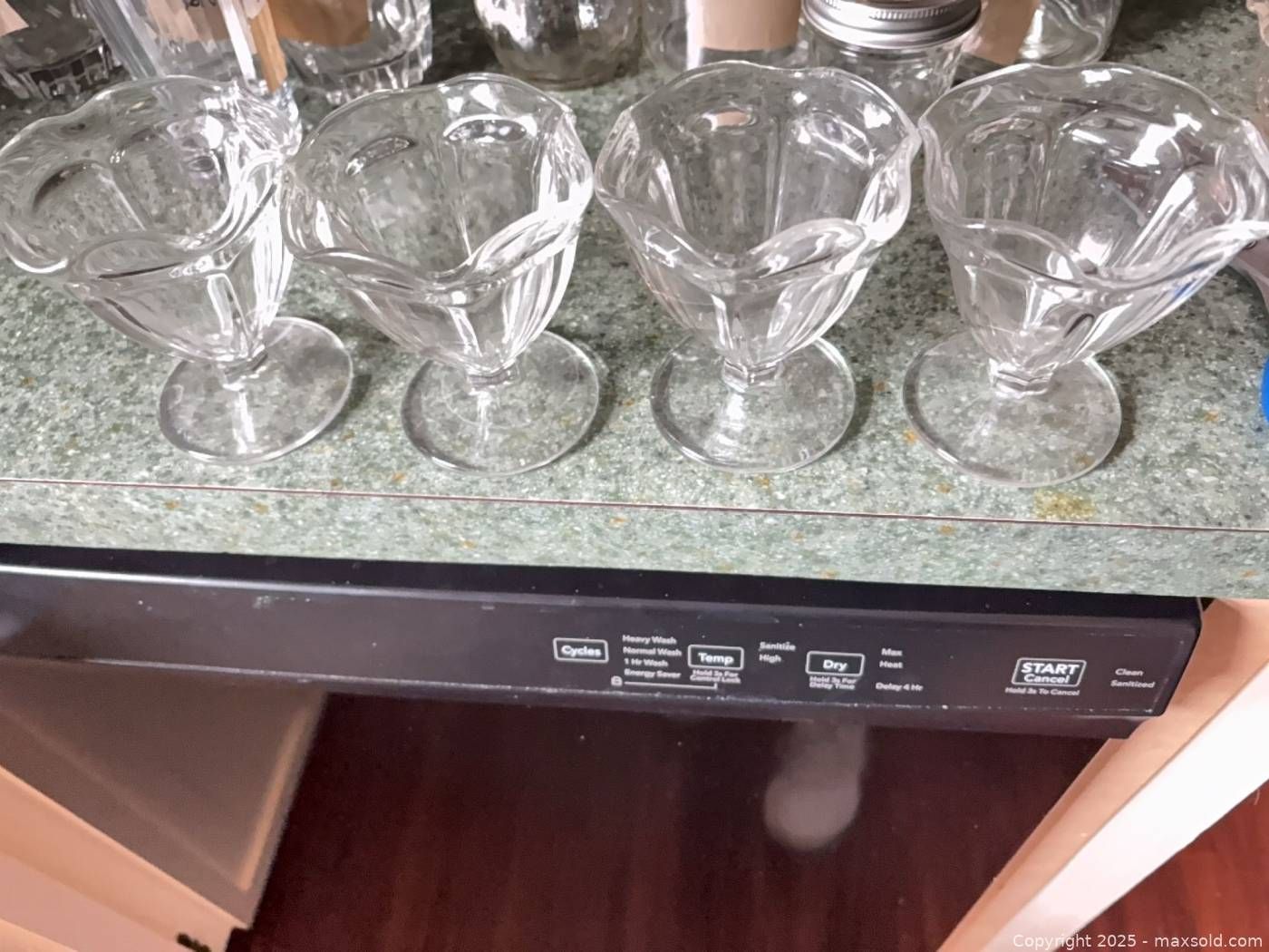 Set of 4 Clear Glass Pedestal Dessert/Sundae Cups, Fluted Rim | League ...