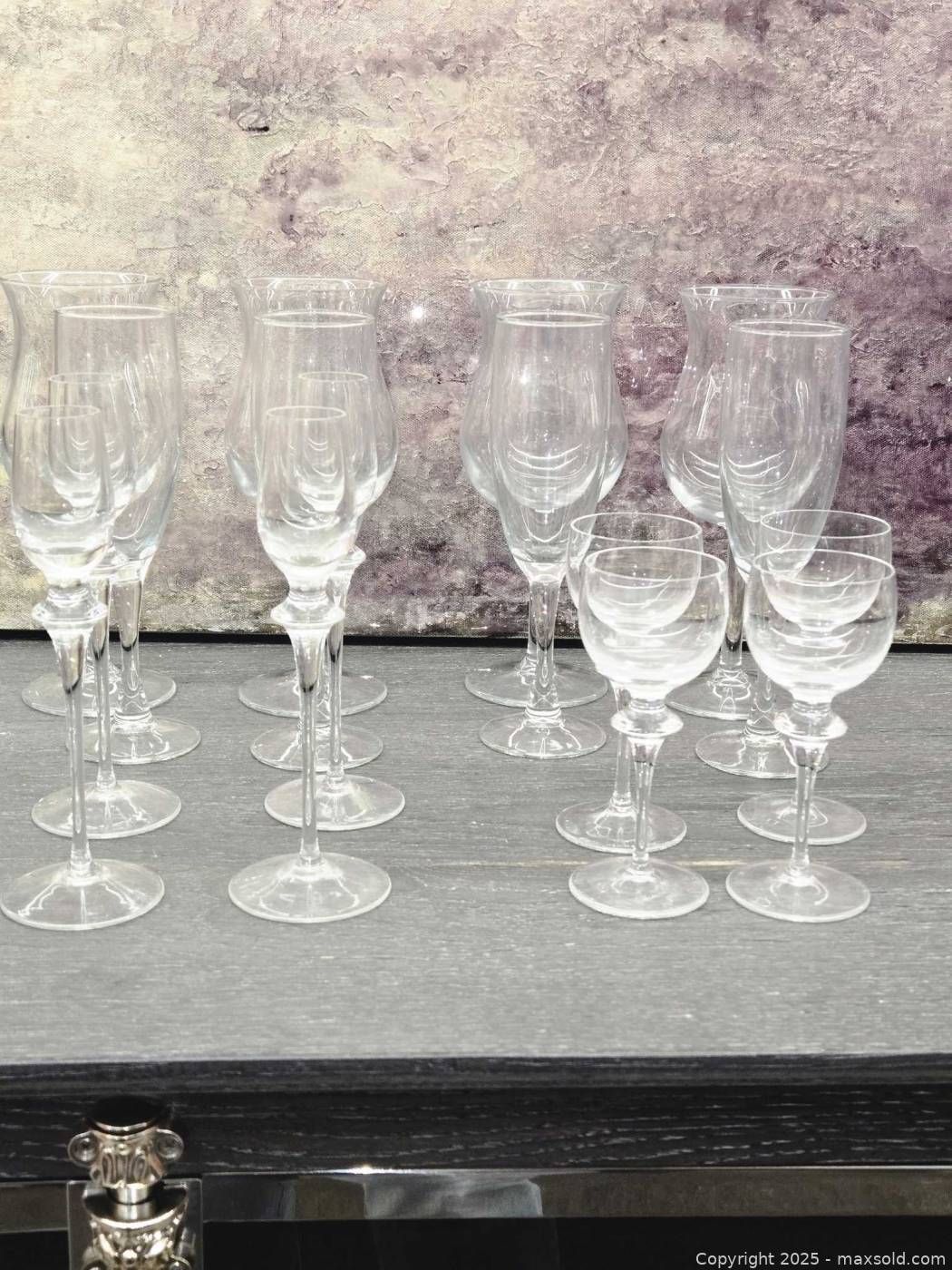 11 clear lead crystal stemware glasses | Maxsold