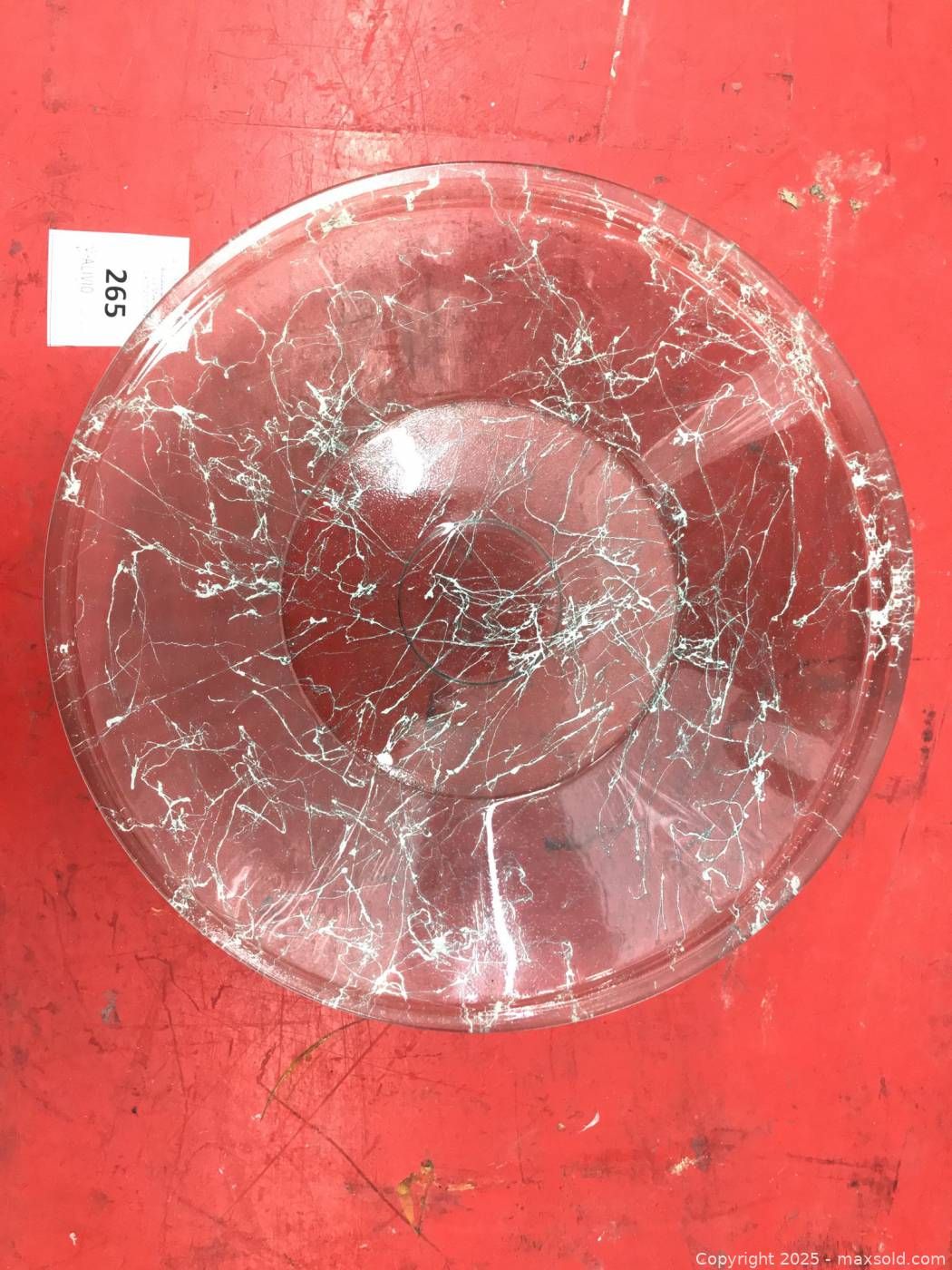 Round crackle glass plate | Maxsold