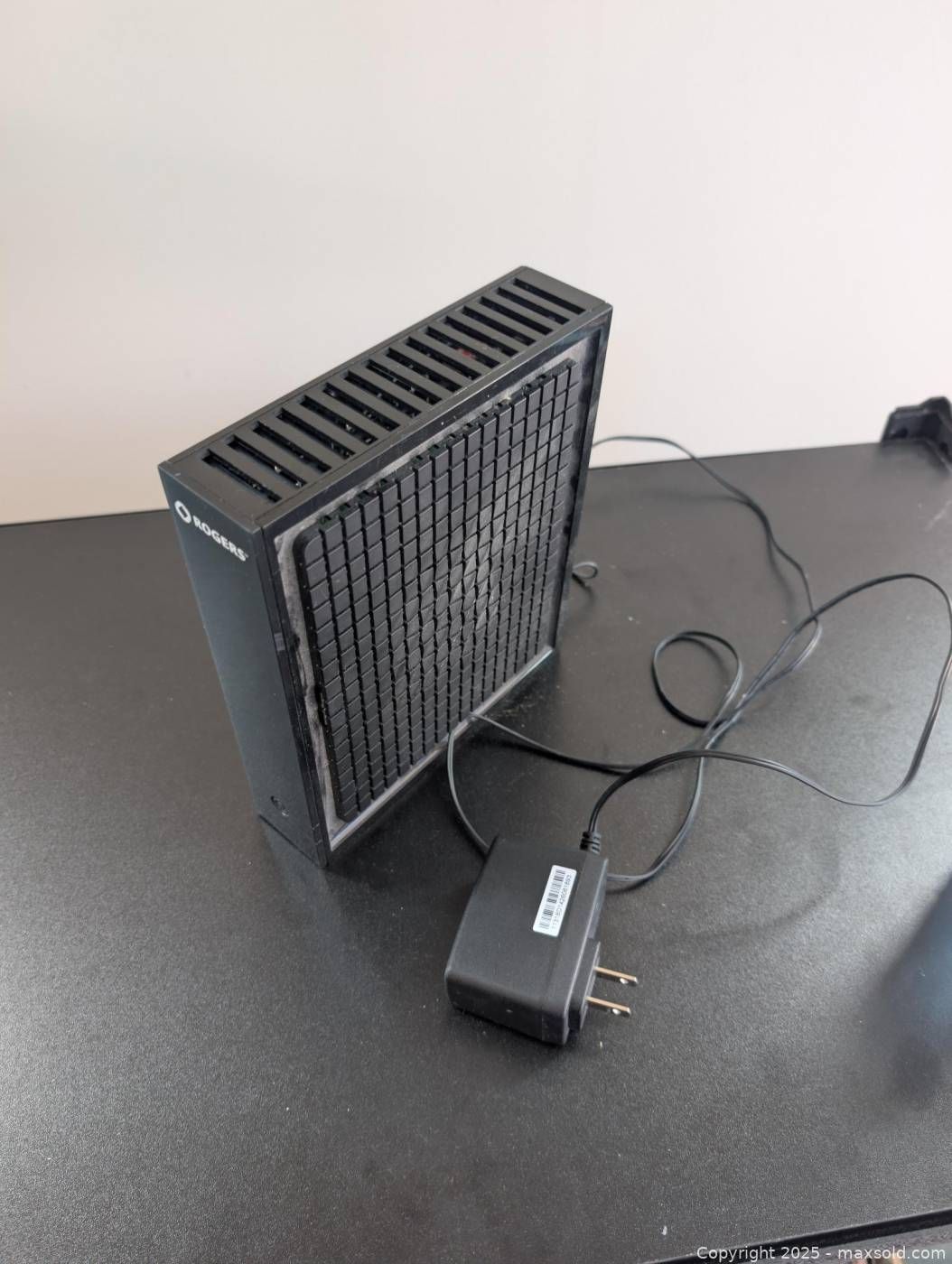 Hitron CGN3 Modem | London (Ontario, Canada) SELLER MANAGED Downsizing ...