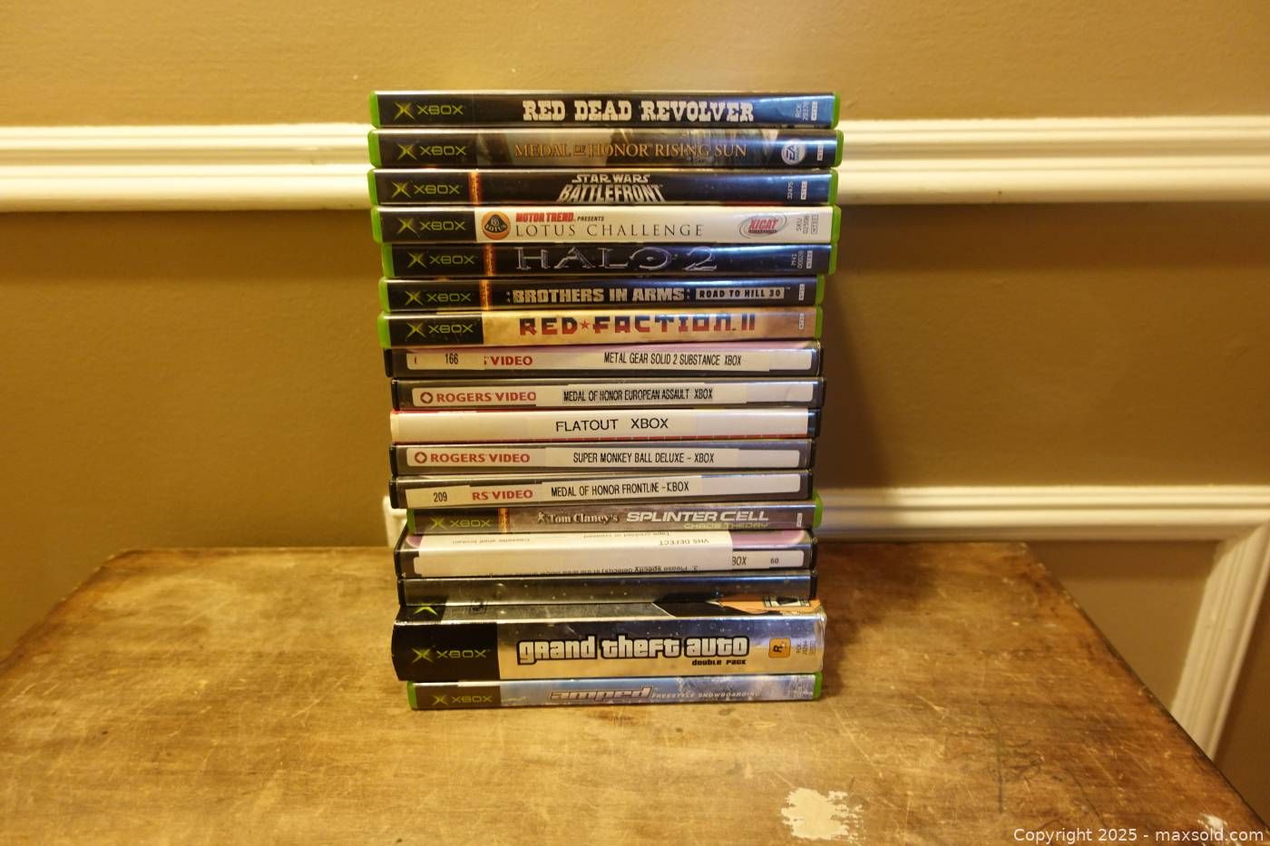 17 original Xbox video game discs | Maxsold