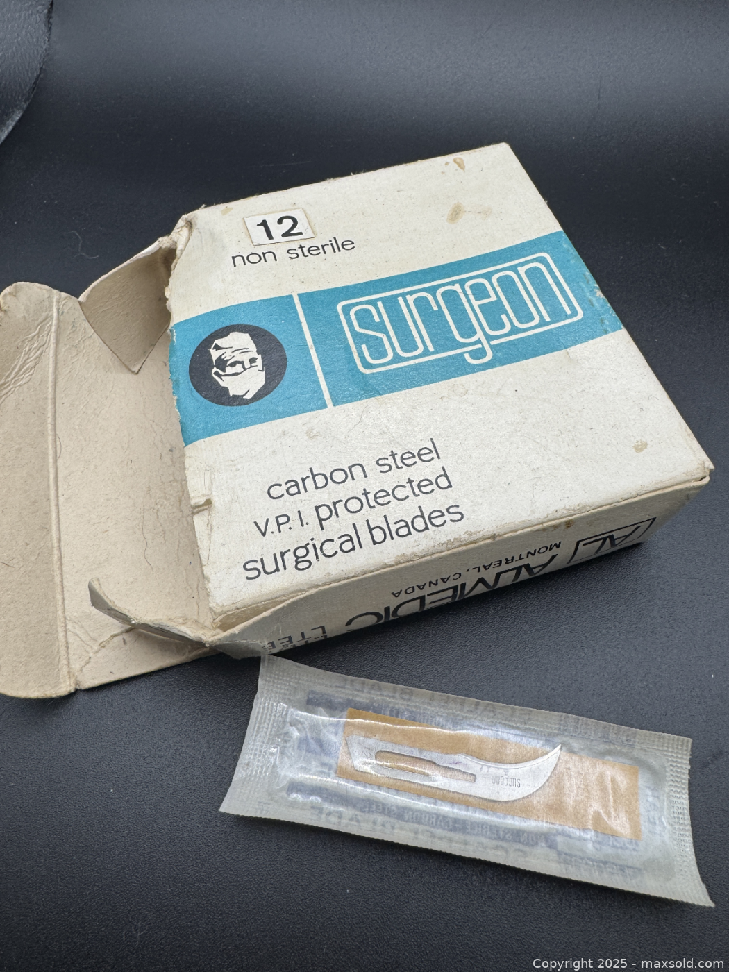 Surgeon Carbon Steel Surgical Blades Size 12 Open Box | Maxsold