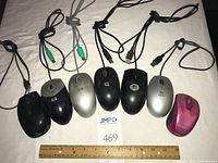 7 computer mice | Maxsold