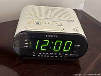 Sony Dream Machine ICF-C218 FM/AM Alarm Clock Radio | Maxsold