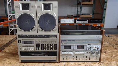 Clairtone & Kings Point stereo systems | Maxsold