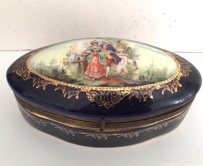 Rococo Porcelain Oval Trinket Box | Maxsold