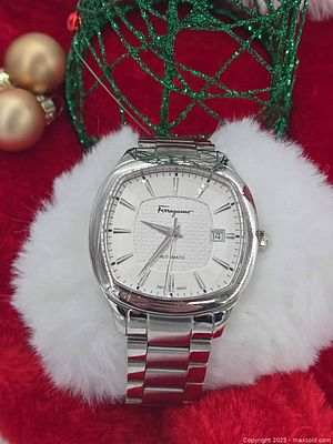 Salvatore Ferragamo F-80 automatic watch | Maxsold