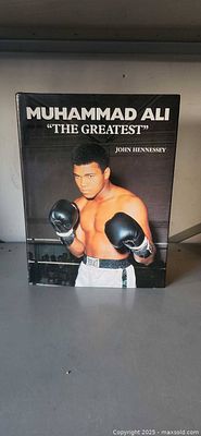 Muhammad Ali "The Greatest" hardcover biography | Maxsold