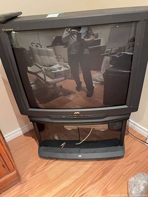 JVC D-Series CRT TV, JVC Stand, Panasonic Omnivision VCR | Maxsold