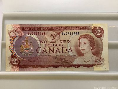 Bank of Canada 1974 two-dollar note | Maxsold