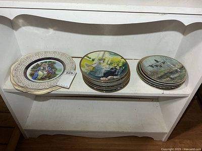 14 collector plates | Maxsold