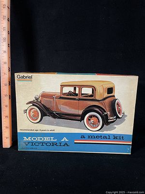 Gabriel Model A Victoria metal model kit | Maxsold