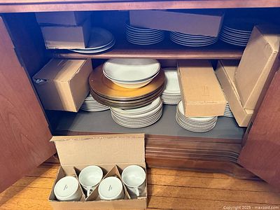 Joshua Maxwell Studio porcelain dinnerware set with 11 gold chargers ...