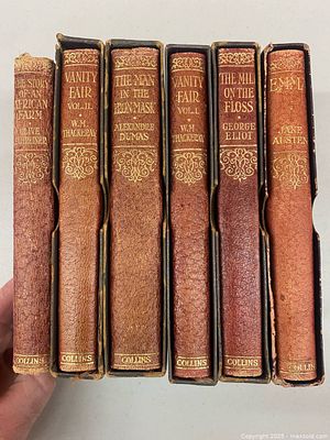 Collins Illustrated Pocket Classics Books | Maxsold