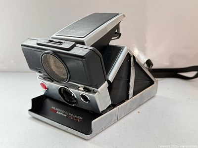 Polaroid SX-70 Sonar Autofocus Folding Camera | Maxsold