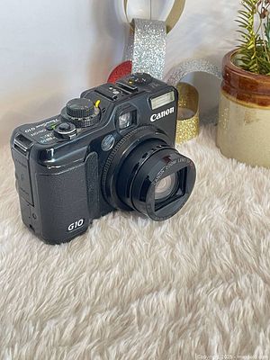 Canon PowerShot G10 14.7 MP Digital Camera | Maxsold