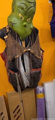 Brass belly dancer metal mesh bra and belt | Maxsold