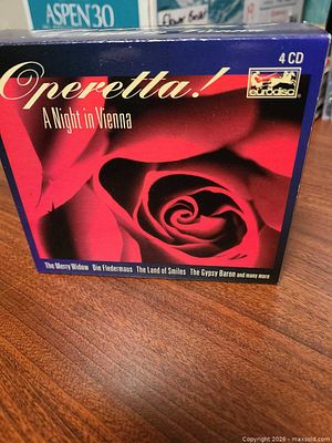 Operetta! A Night in Vienna 4-CD set | Maxsold